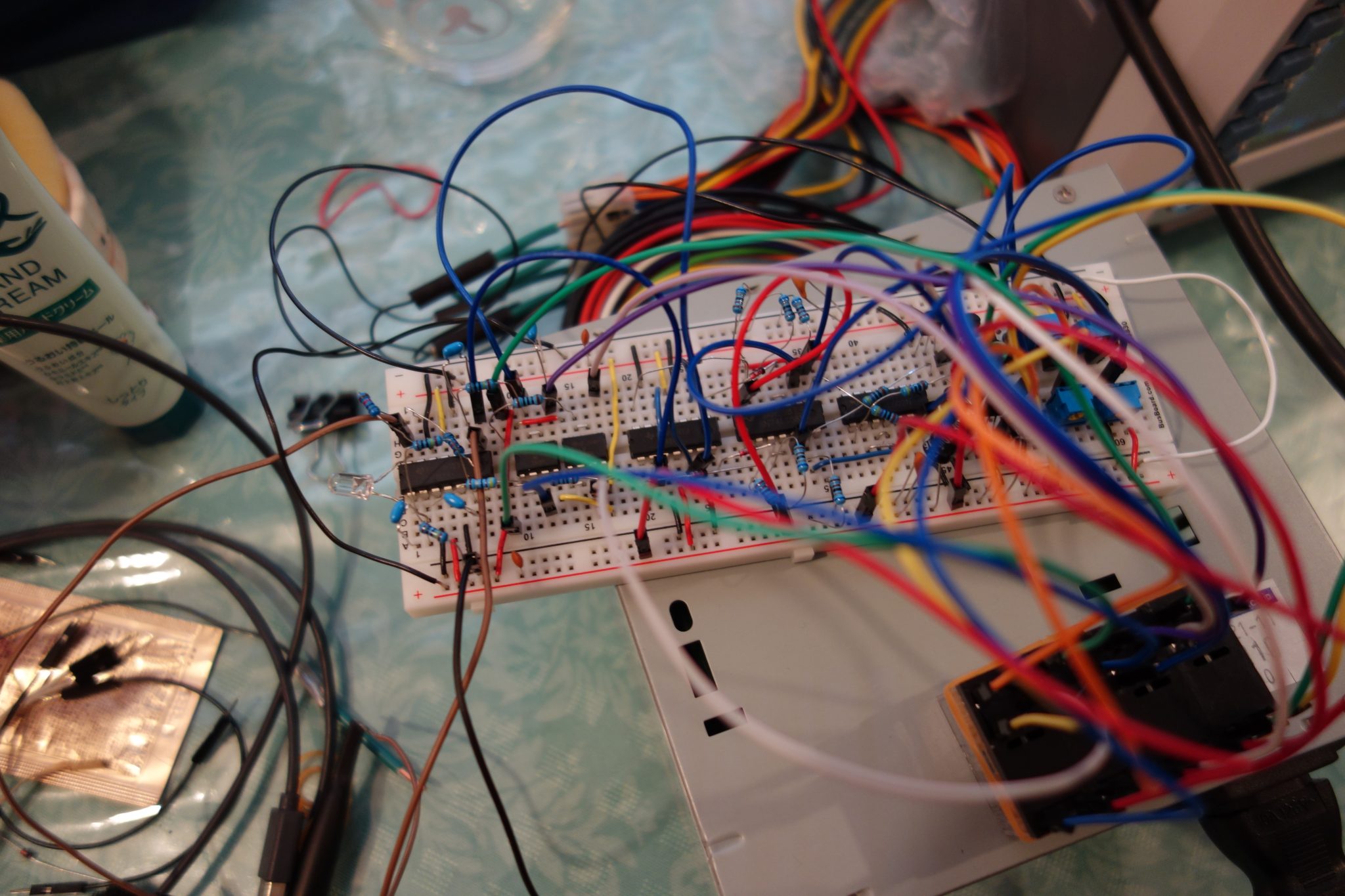 Implementing “Tennis for Two” using op amps – The Qiqitori Blogs
